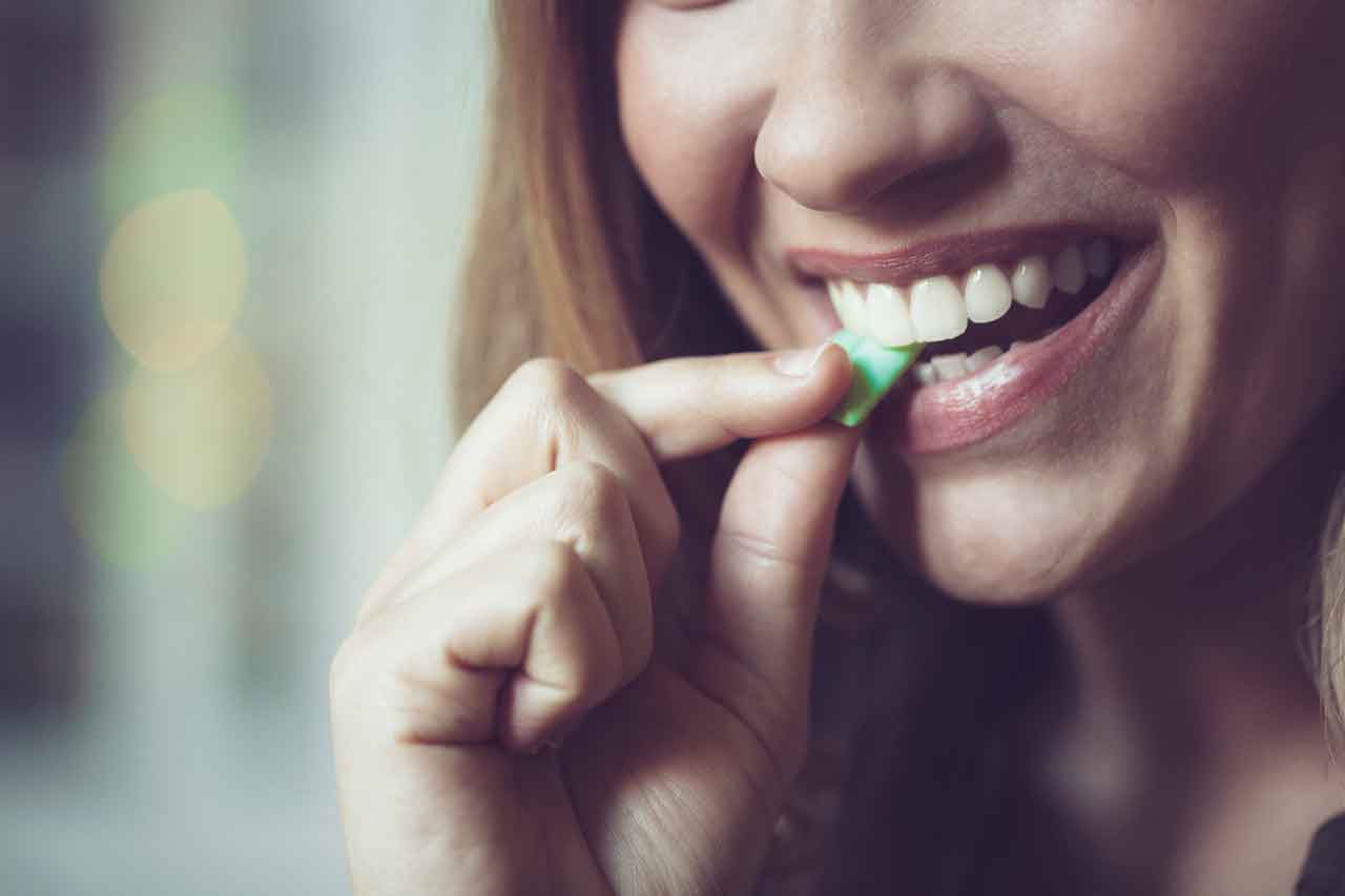 The Health Benefits of Chewing Gum | YourCareEverywhere