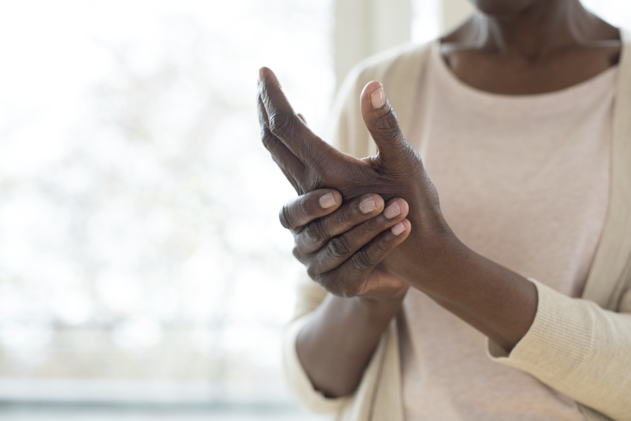 How to Relieve Hand Arthritis | YourCareEverywhere